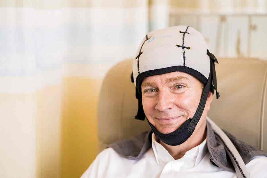 Paxman scalp cooling for chemotherapy ǀ GenesisCare UK